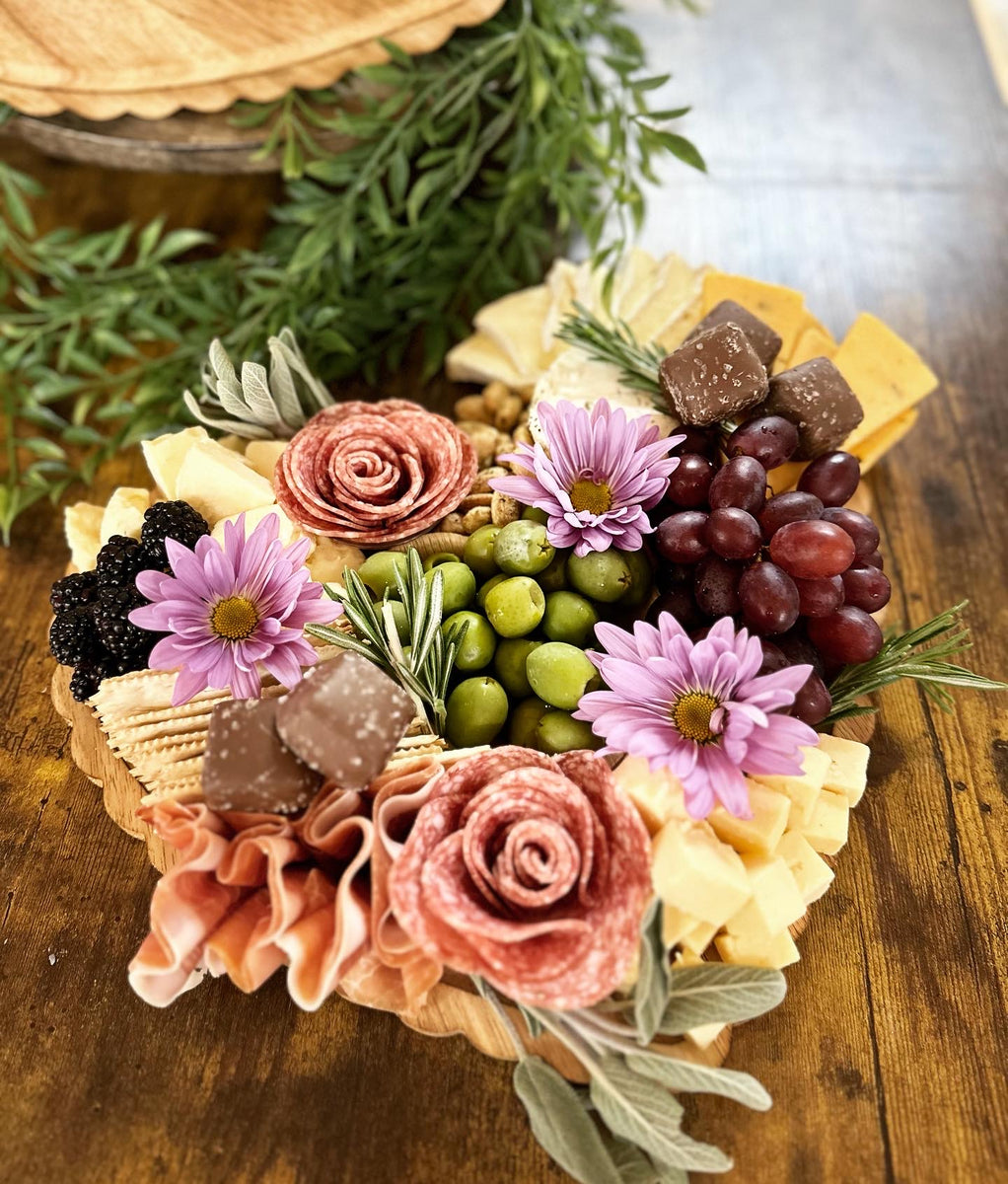 Mothers Day Heart Board – Amazing Graze Charcuterie Co.
