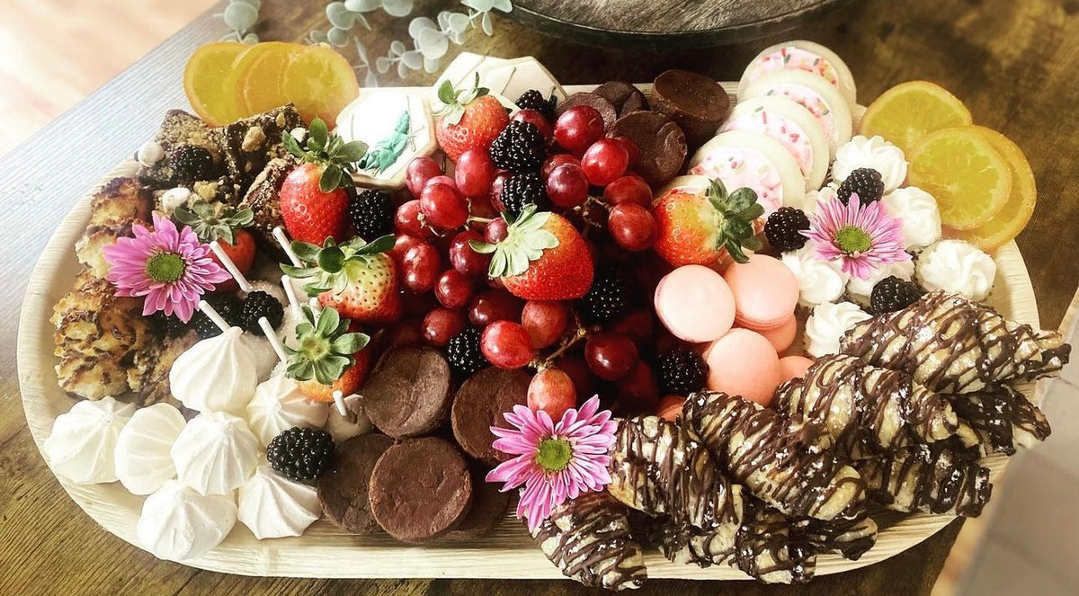 Dessert board – Amazing Graze Charcuterie Co.